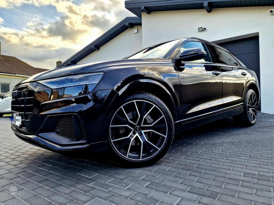 Melns Audi Q8 2018 Marijampole, ar dzinēja tilpumu 2.97 L un nobraukumu 249 tūkst. km par 39990 €, foto 6 vietnē AUTOMOTO.COM.LV