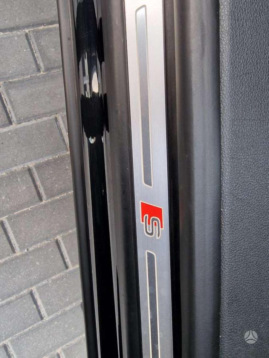Melns Audi Q8 2018 Marijampole, ar dzinēja tilpumu 2.97 L un nobraukumu 249 tūkst. km par 39990 €, foto 13 vietnē AUTOMOTO.COM.LV
