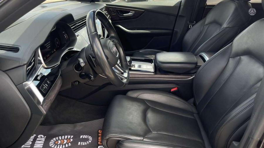 Black Audi Q8 2018 in Marijampole, with an engine capacity of 2.97 L and mileage of 252 thousand km for 38900 €, photo 31 on AUTOMOTO.COM.LV