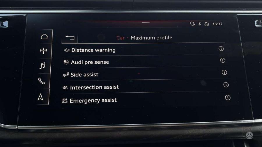 Black Audi Q8 2018 in Marijampole, with an engine capacity of 2.97 L and mileage of 252 thousand km for 38900 €, photo 38 on AUTOMOTO.COM.LV