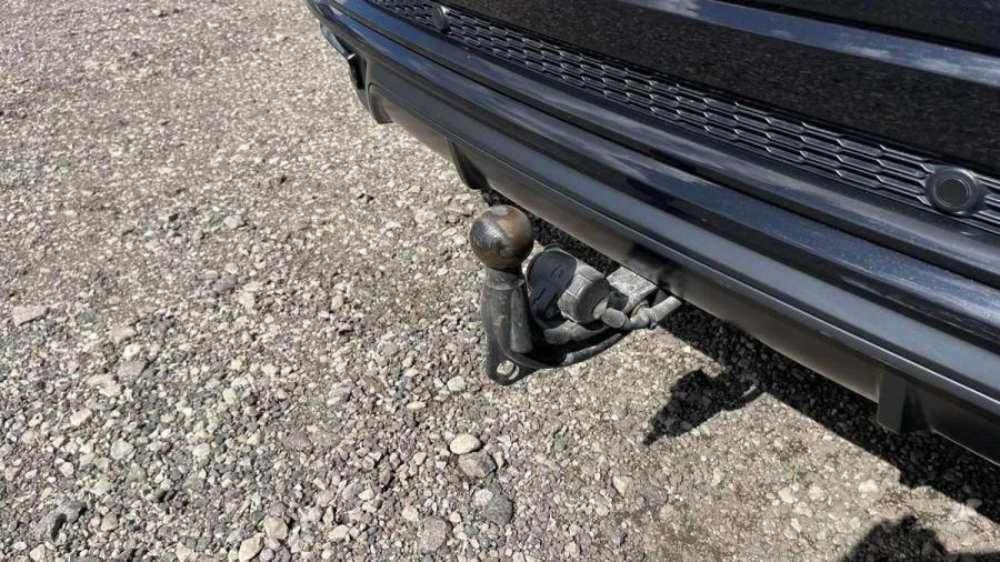 Black Audi Q8 2018 in Marijampole, with an engine capacity of 2.97 L and mileage of 252 thousand km for 38900 €, photo 50 on AUTOMOTO.COM.LV