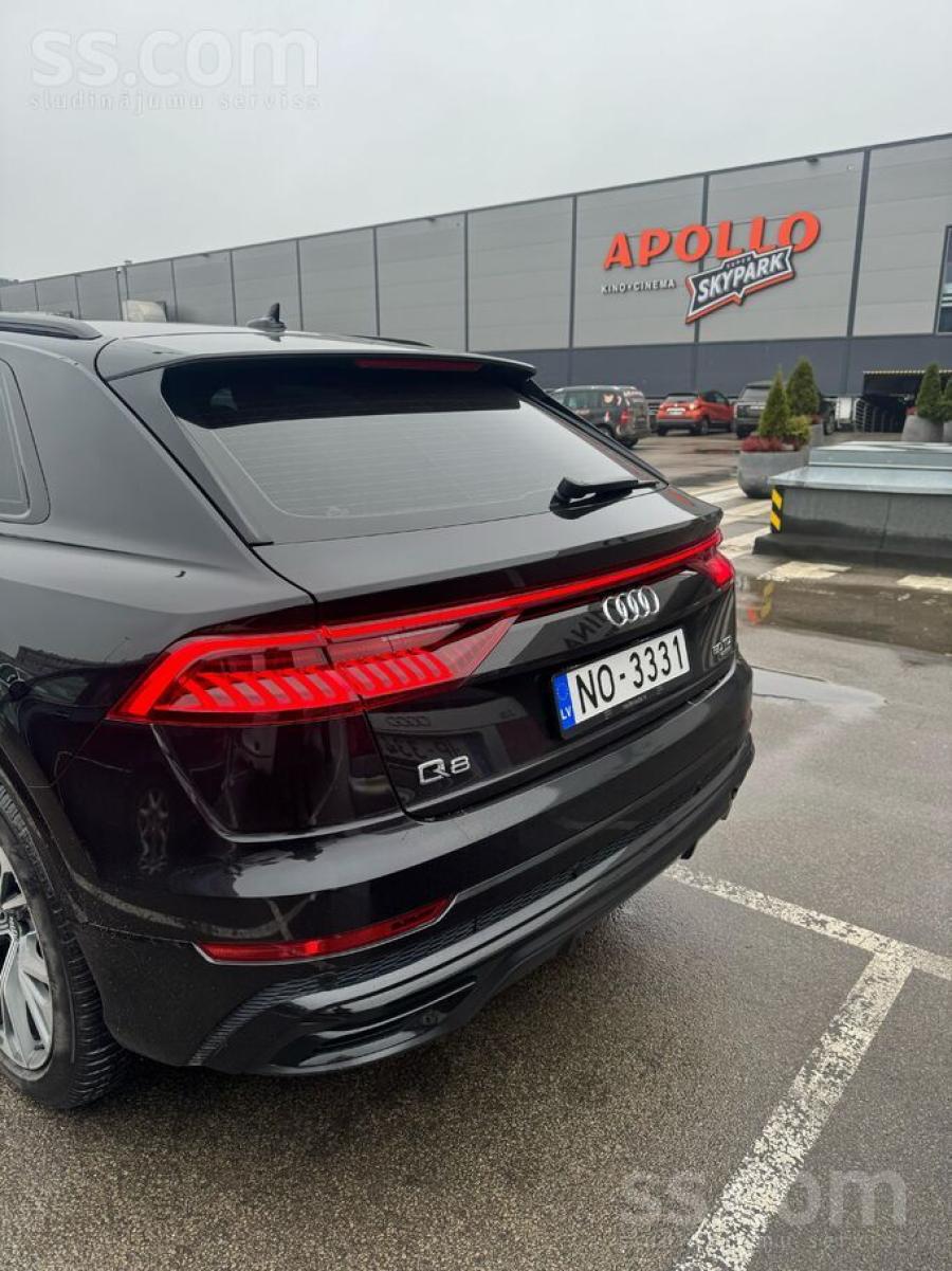 Melns Audi Q8 2019 Ogre, ar dzinēja tilpumu 3.00 L un nobraukumu 122 tūkst. km par 97800 €, foto 4 vietnē AUTOMOTO.COM.LV