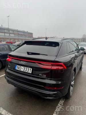 Melns Audi Q8 2019 Ogre, ar dzinēja tilpumu 3.00 L un nobraukumu 122 tūkst. km par 97800 €, foto 5 vietnē AUTOMOTO.COM.LV