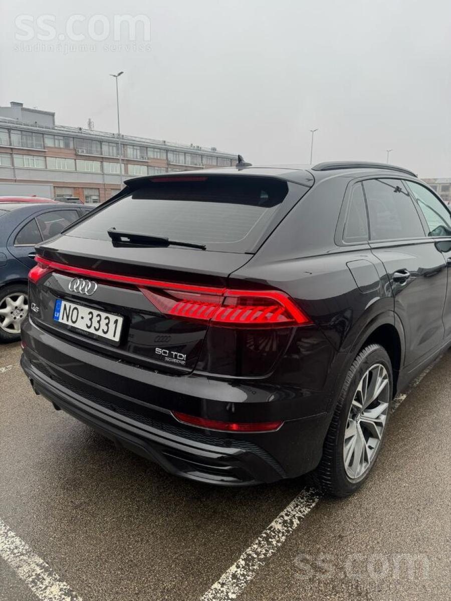 Melns Audi Q8 2019 Ogre, ar dzinēja tilpumu 3.00 L un nobraukumu 122 tūkst. km par 97800 €, foto 6 vietnē AUTOMOTO.COM.LV