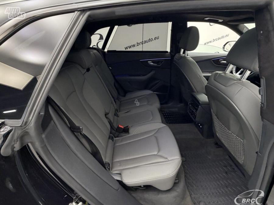 Black Audi Q8 2019 in Avizieniai, with an engine capacity of 3.00 L and mileage of 61 thousand km for 42900 €, photo 13 on AUTOMOTO.COM.LV