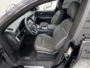 Black Audi Q8 2019 in Avizieniai, with an engine capacity of 3.00 L and mileage of 61 thousand km for 42900 €, photo 24 on AUTOMOTO.COM.LV