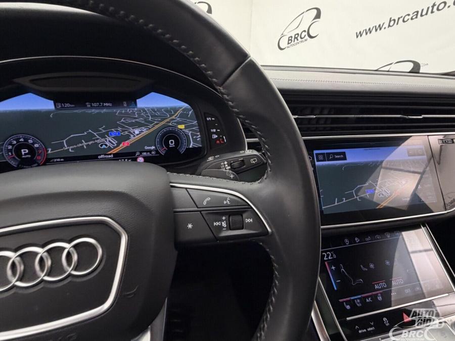 Black Audi Q8 2019 in Avizieniai, with an engine capacity of 3.00 L and mileage of 61 thousand km for 42900 €, photo 34 on AUTOMOTO.COM.LV
