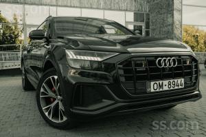 Black Audi Q8 2019 in Riga, with an engine capacity of 3.00 L and mileage of 121 thousand km for 42000 €, photo  on AUTOMOTO.COM.LV