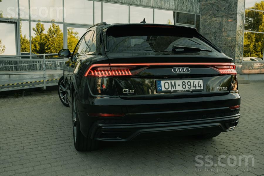 Melns Audi Q8 2019 Rīga, ar dzinēja tilpumu 3.00 L un nobraukumu 121 tūkst. km par 42000 €, foto 27 vietnē AUTOMOTO.COM.LV