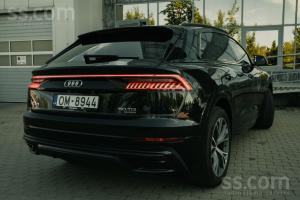 Melns Audi Q8 2019 Rīga, ar dzinēja tilpumu 3.00 L un nobraukumu 121 tūkst. km par 42000 €, foto 4 vietnē AUTOMOTO.COM.LV