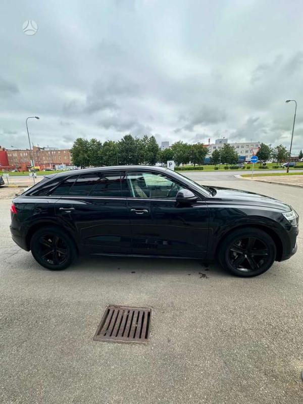 Black Audi Q8 2019 in Klaipeda, with an engine capacity of 3.00 L and mileage of 182 thousand km for 35500 €, photo 3 on AUTOMOTO.COM.LV