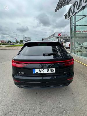 Black Audi Q8 2019 in Klaipeda, with an engine capacity of 3.00 L and mileage of 182 thousand km for 35500 €, photo 6 on AUTOMOTO.COM.LV