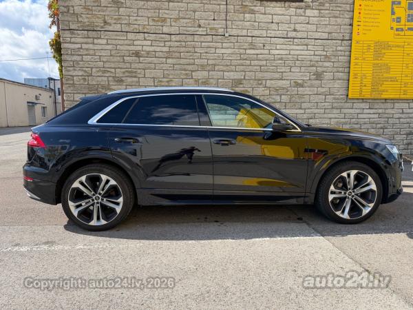 Black Audi Q8 2019 in Tallinn, with an engine capacity of 3.00 L and mileage of 94 thousand km for 45000 €, photo 3 on AUTOMOTO.COM.LV