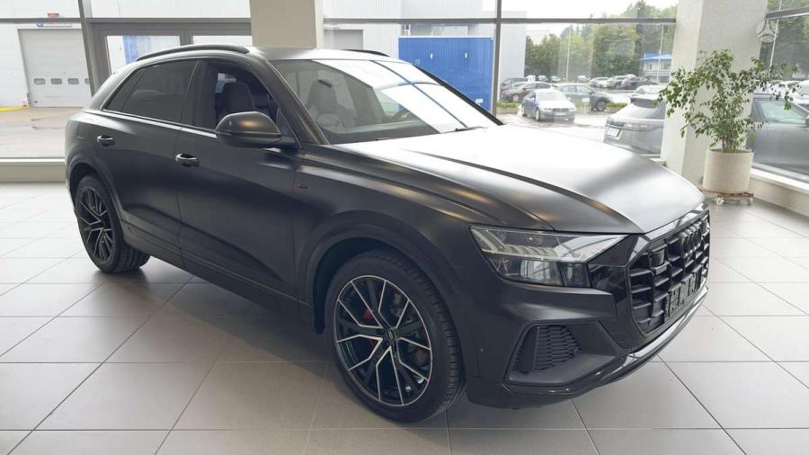 Melns Audi Q8 2019 Marijampole, ar dzinēja tilpumu 2.97 L un nobraukumu 220 tūkst. km par 39999 €, foto 8 vietnē AUTOMOTO.COM.LV