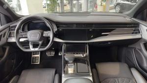Melns Audi Q8 2019 Marijampole, ar dzinēja tilpumu 2.97 L un nobraukumu 220 tūkst. km par 39999 €, foto 10 vietnē AUTOMOTO.COM.LV