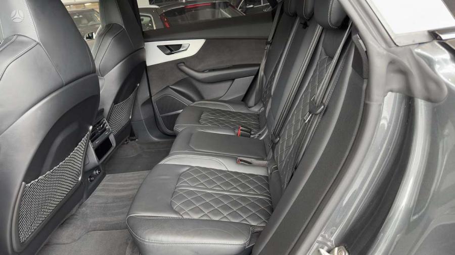 Melns Audi Q8 2019 Marijampole, ar dzinēja tilpumu 2.97 L un nobraukumu 220 tūkst. km par 39999 €, foto 14 vietnē AUTOMOTO.COM.LV