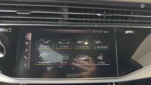 Melns Audi Q8 2019 Marijampole, ar dzinēja tilpumu 2.97 L un nobraukumu 220 tūkst. km par 39999 €, foto 27 vietnē AUTOMOTO.COM.LV