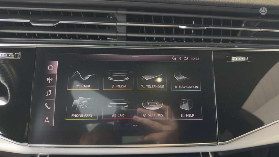 Melns Audi Q8 2019 Marijampole, ar dzinēja tilpumu 2.97 L un nobraukumu 220 tūkst. km par 39999 €, foto 27 vietnē AUTOMOTO.COM.LV