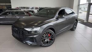 Melns Audi Q8 2019 Marijampole, ar dzinēja tilpumu 2.97 L un nobraukumu 220 tūkst. km par 39999 €, foto 1 vietnē AUTOMOTO.COM.LV