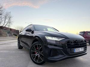 Black Audi Q8 2019 in Vilnius, with an engine capacity of 3.00 L and mileage of 137 thousand km for 39900 €, photo 6 on AUTOMOTO.COM.LV
