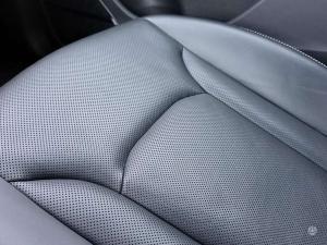 Black Audi Q8 2019 in Vilnius, with an engine capacity of 3.00 L and mileage of 137 thousand km for 39900 €, photo 20 on AUTOMOTO.COM.LV