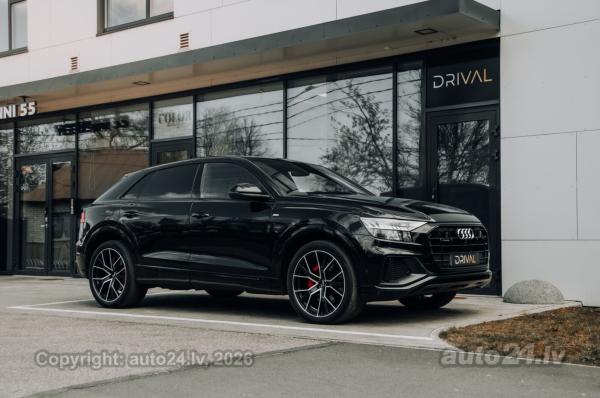 Black Audi Q8 2020 in Tallinn, with an engine capacity of 3.00 L and mileage of 138 thousand km for 55900 €, photo 3 on AUTOMOTO.COM.LV