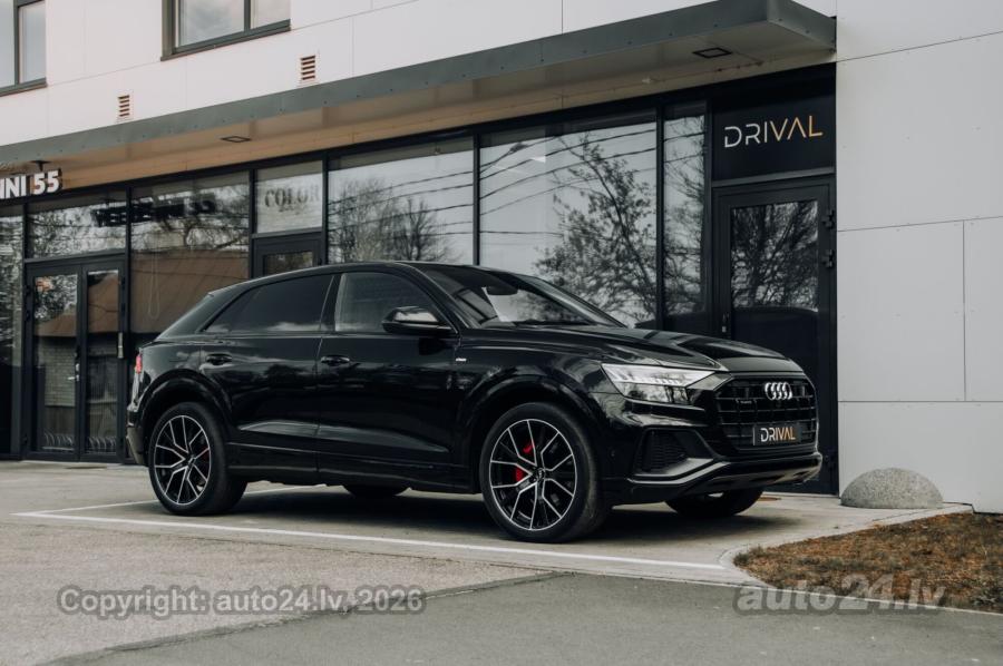 Melns Audi Q8 2020 Tallina, ar dzinēja tilpumu 3.00 L un nobraukumu 138 tūkst. km par 55900 €, foto 4 vietnē AUTOMOTO.COM.LV