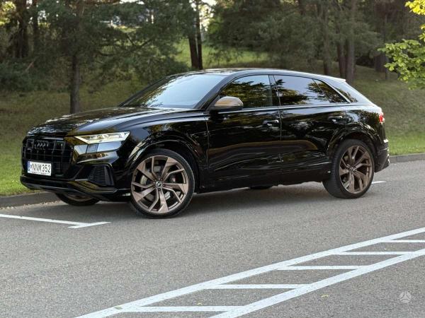 Melns Audi Q8 2020 Viļņa, ar dzinēja tilpumu 4.00 L un nobraukumu 199 tūkst. km par 52500 €, foto 5 vietnē AUTOMOTO.COM.LV