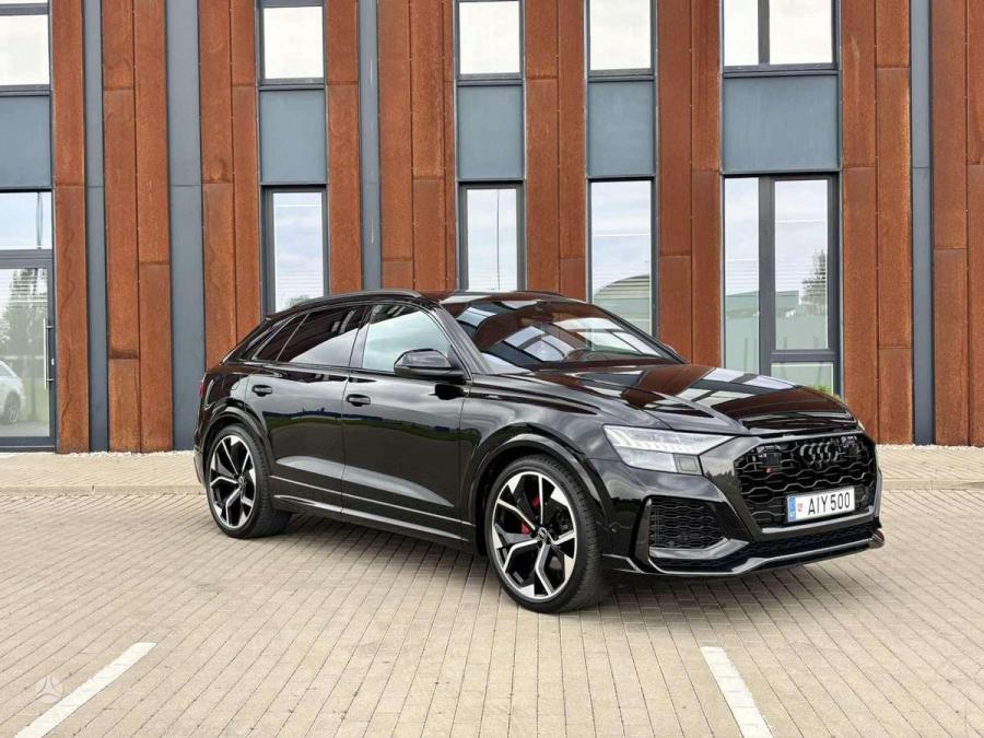 Melns Audi Q8 2020 Kauņa, ar dzinēja tilpumu 3.00 L un nobraukumu 80 tūkst. km par 55500 €, foto 1 vietnē AUTOMOTO.COM.LV