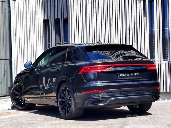 Melns Audi Q8 2021 Rīga, ar dzinēja tilpumu 3.00 L un nobraukumu 93 tūkst. km par 69900 €, foto 4 vietnē AUTOMOTO.COM.LV