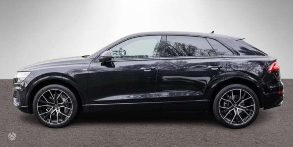 Melns Audi Q8 2021 Viļņa, ar dzinēja tilpumu 3.00 L un nobraukumu 109 tūkst. km par 64500 €, foto 5 vietnē AUTOMOTO.COM.LV