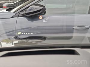 Черный Ауди Q8 2021 в Рига, объемом двигателя 3.00 л и пробегом 168 тыс. км за 48888 €, фото 22 на AUTOMOTO.COM.LV