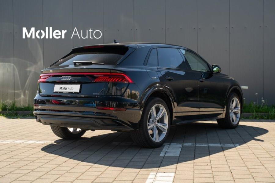 Melns Audi Q8 2021 Viļņa, ar dzinēja tilpumu 3.00 L un nobraukumu 85 tūkst. km par 53000 €, foto 9 vietnē AUTOMOTO.COM.LV