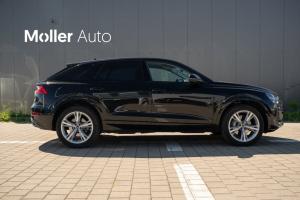 Melns Audi Q8 2021 Viļņa, ar dzinēja tilpumu 3.00 L un nobraukumu 85 tūkst. km par 53000 €, foto 10 vietnē AUTOMOTO.COM.LV