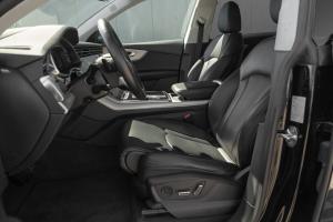 Melns Audi Q8 2021 Viļņa, ar dzinēja tilpumu 3.00 L un nobraukumu 85 tūkst. km par 53000 €, foto 11 vietnē AUTOMOTO.COM.LV