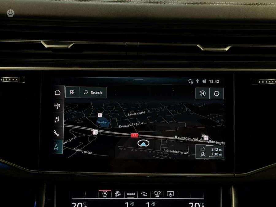 Black Audi Q8 2021 in Vilnius, with an engine capacity of 3.00 L and mileage of 149 thousand km for 50990 €, photo 26 on AUTOMOTO.COM.LV