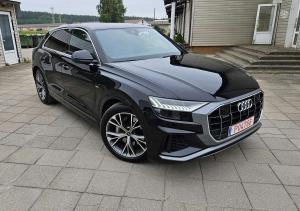 Black Audi Q8 2021 in Vilnius, with an engine capacity of 3.00 L and mileage of 99 thousand km for 49800 €, photo  on AUTOMOTO.COM.LV