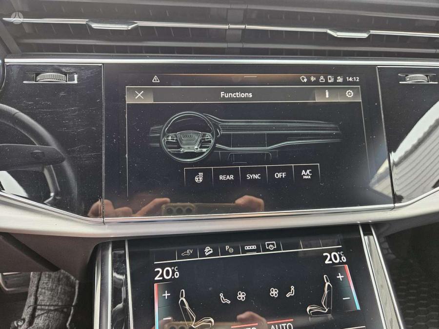 Black Audi Q8 2021 in Vilnius, with an engine capacity of 3.00 L and mileage of 99 thousand km for 49800 €, photo 16 on AUTOMOTO.COM.LV