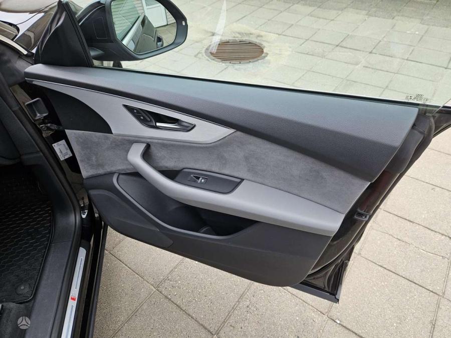Black Audi Q8 2021 in Vilnius, with an engine capacity of 3.00 L and mileage of 99 thousand km for 49800 €, photo 26 on AUTOMOTO.COM.LV