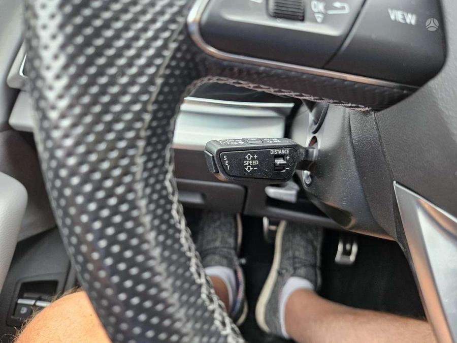 Black Audi Q8 2021 in Vilnius, with an engine capacity of 3.00 L and mileage of 99 thousand km for 49800 €, photo 29 on AUTOMOTO.COM.LV