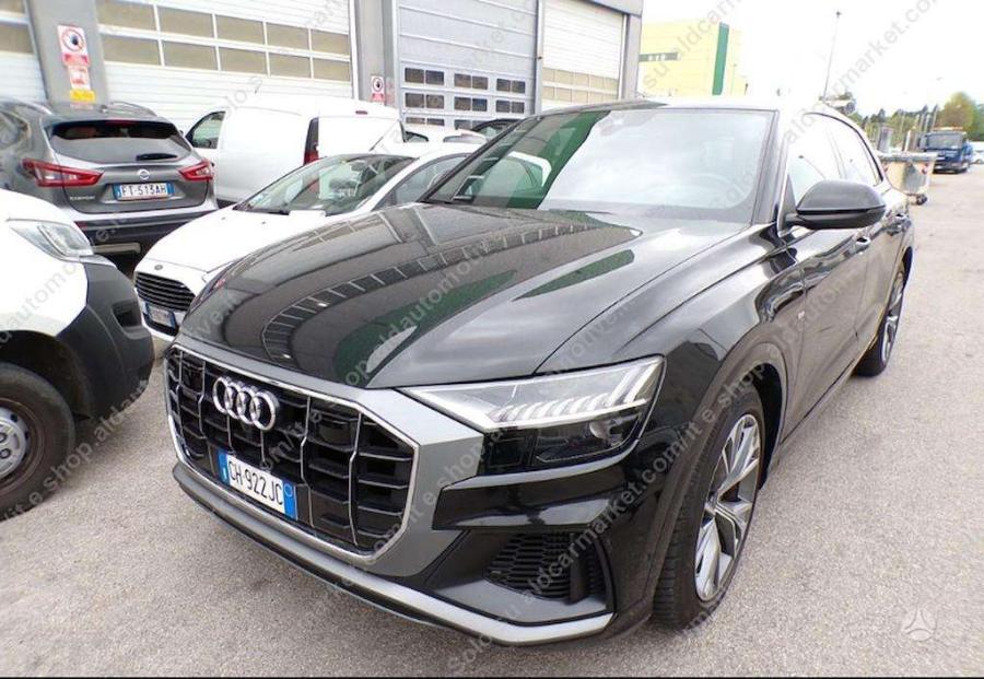 Black Audi Q8 2021 in Vilnius, with an engine capacity of 3.00 L and mileage of 99 thousand km for 49800 €, photo 37 on AUTOMOTO.COM.LV