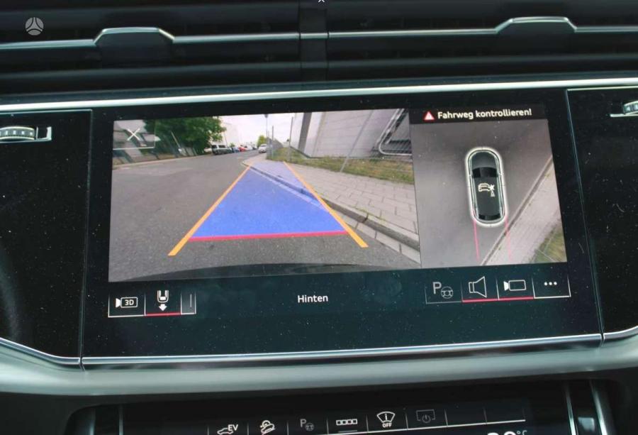 Black Audi Q8 2021 in Vilnius, with an engine capacity of 3.00 L and mileage of 146 thousand km for 53900 €, photo 16 on AUTOMOTO.COM.LV