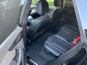Black Audi Q8 2021 in Kelme, with an engine capacity of 3.00 L and mileage of 19 thousand km for 53500 €, photo 12 on AUTOMOTO.COM.LV