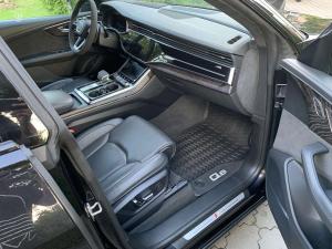 Black Audi Q8 2021 in Kelme, with an engine capacity of 3.00 L and mileage of 19 thousand km for 53500 €, photo 13 on AUTOMOTO.COM.LV