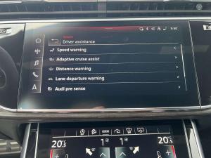 Black Audi Q8 2021 in Kelme, with an engine capacity of 3.00 L and mileage of 19 thousand km for 53500 €, photo 23 on AUTOMOTO.COM.LV