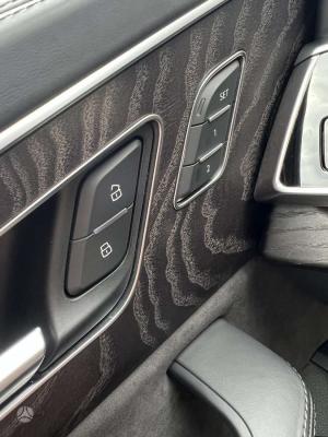 Black Audi Q8 2021 in Kelme, with an engine capacity of 3.00 L and mileage of 19 thousand km for 53500 €, photo 29 on AUTOMOTO.COM.LV