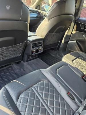 Черный Ауди Q8 2021 в Мажейкяй, объемом двигателя 2.97 л и пробегом 125 тыс. км за 56900 €, фото 6 на AUTOMOTO.COM.LV