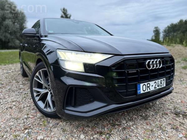 Black Audi Q8 2021 in Cesis, with an engine capacity of 3.00 L and mileage of 0 thousand km for 43900 €, photo 5 on AUTOMOTO.COM.LV