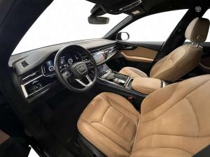 Black Audi Q8 2021 in Kaunas, with an engine capacity of 2.97 L and mileage of 119 thousand km for 48500 €, photo 10 on AUTOMOTO.COM.LV