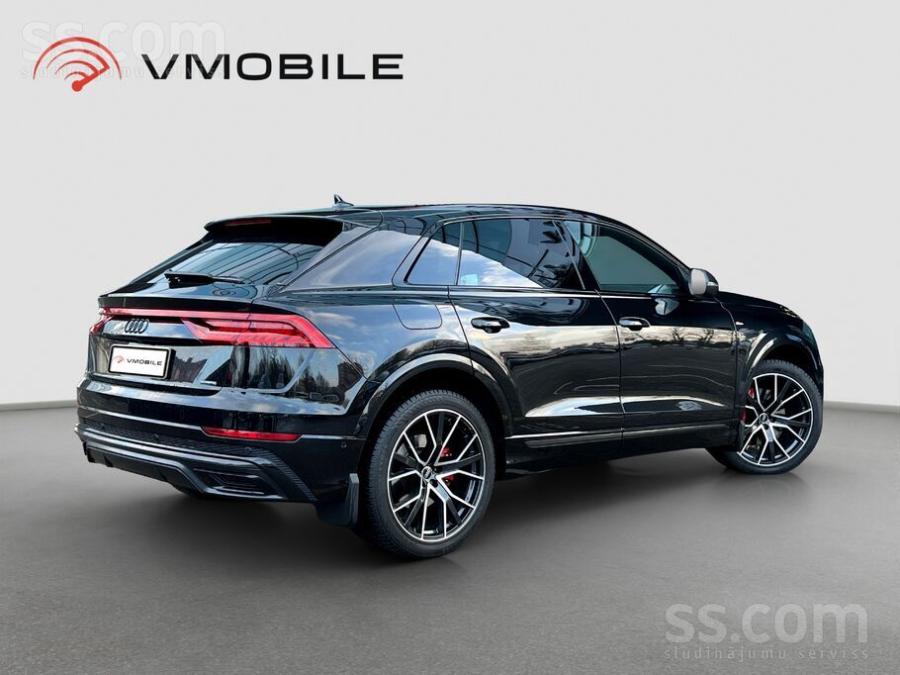Black Audi Q8 2022 in Riga, with an engine capacity of 3.00 L and mileage of 71 thousand km for 59700 €, photo 2 on AUTOMOTO.COM.LV